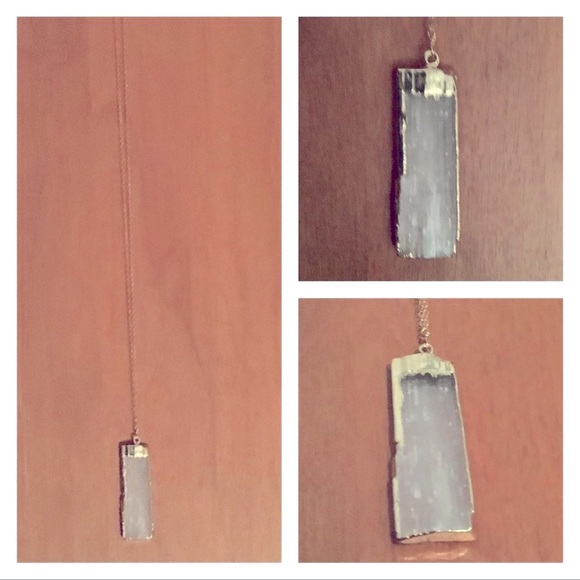 Jewelry | Rose Quartz Wgold Surround And Gold Tone Necklace | Poshmark